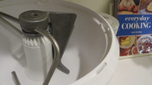 How to Use the Dough Hook Extender for the Bosch Universal Plus ...