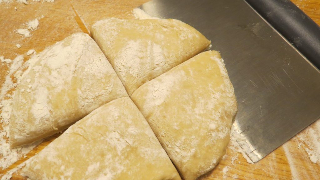 Layered Indian Flatbread (Paratha) - Everyday Homemaking