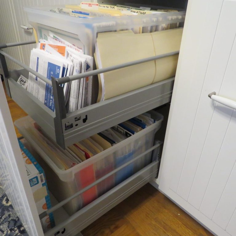 My Office Overhaul (Part 1) - Everyday Homemaking